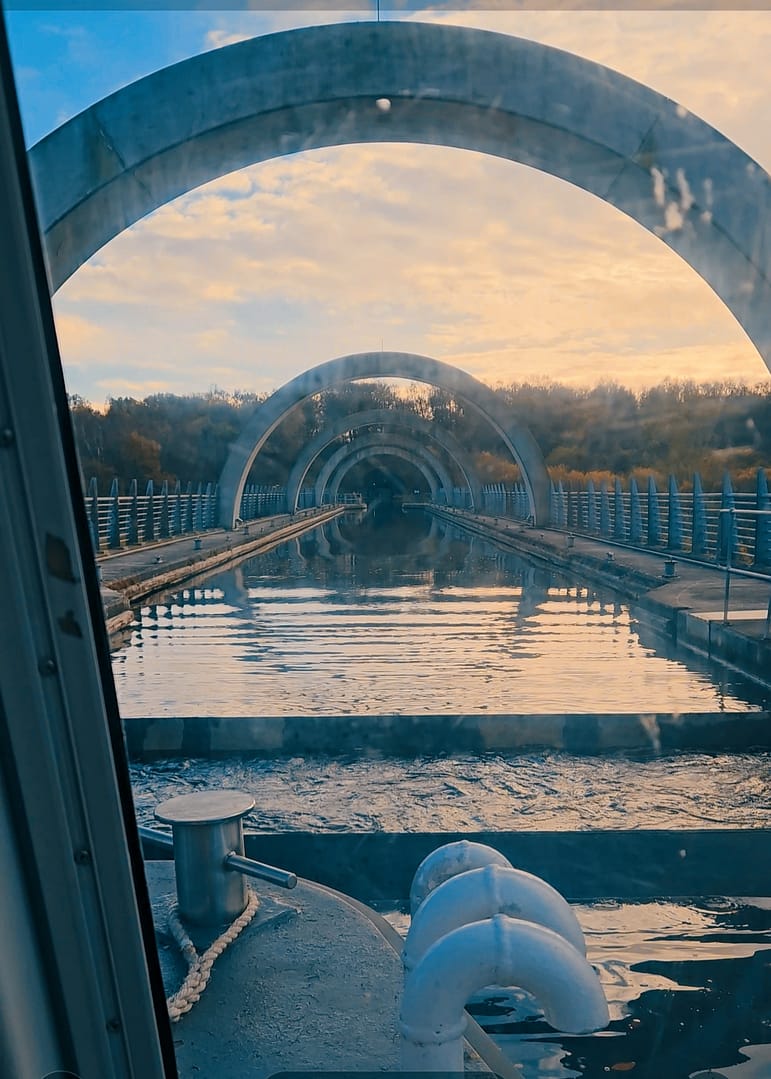 Escocia: La Rueda de Falkirk- Una Maravilla de Ingeniería - Holimade